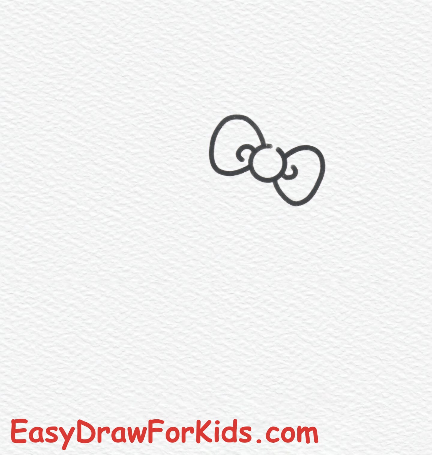 How To Draw Hello Kitty – 4 Ways (With Pictures)